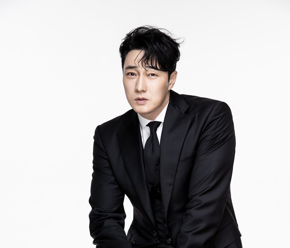 So Ji-Sub cast in SBS drama “Manager Kim” | AsianWiki Blog